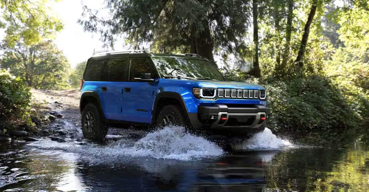 ഓഫ്-റോഡിൽ ചരിത്രം കുറിക്കാൻ റീകോൺ 2026; ജീപ്പിന്റെ മൂന്നാമത്തെ ...