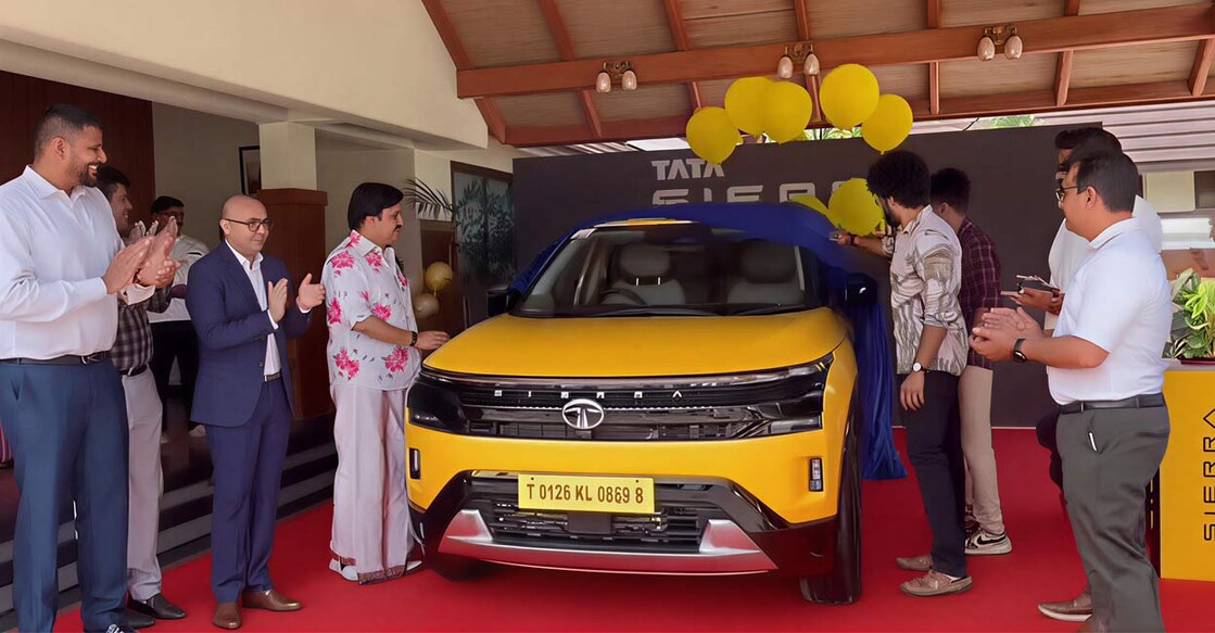 ഗണേഷ് കുമാർ പറഞ്ഞാൽ പറഞ്ഞതാ, മഞ്ഞ നിറത്തിലുള്ള സിയേറ തന്നെ സ്വന്തമാക്കി മന്ത്രി, കേരളത്തില് ...