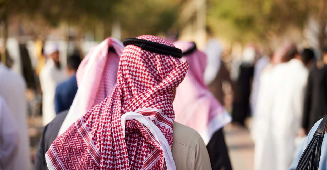 ഏഷ്യൻ തൊഴിലാളികളെ വിറ്റത് ആയിരക്കണക്കിന് ദിനാറിന്; കുവൈത്തി ...