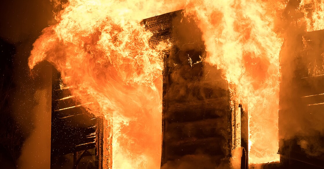 ബഹ്റൈനിൽ തീപിടിത്തം ഒരു മരണം 7 പേരെ രക്ഷപ്പെടുത്തി - Bahrain News ...