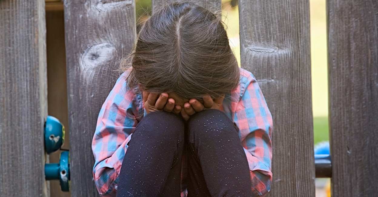 ‌മുഖത്തും സ്വകാര്യ ഭാഗങ്ങളിലും ഇടിച്ചു; മലയാളി പെൺകുട്ടിക്ക് നേരെ അയർല ...