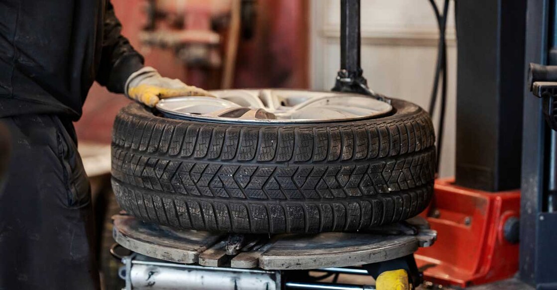 അബദ്ധത്തിൽ റബറും സൾഫറും സ്റ്റൗവിൽ വീണു - - Vulcanization | Rubber ...