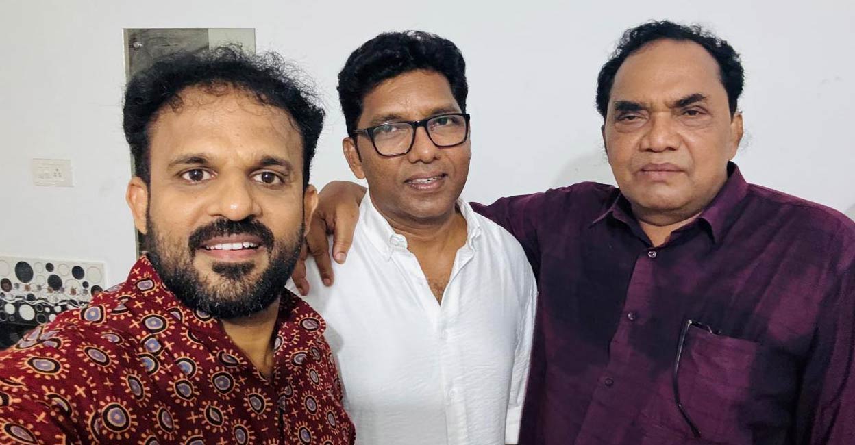 വൃദ്ധരായ 2 പേരെ ഈ നടൻ ദത്തെടുത്തു, 4 സെന്റ് ഭൂമിയും നീക്കിവച്ചു: നിയാസ് ...