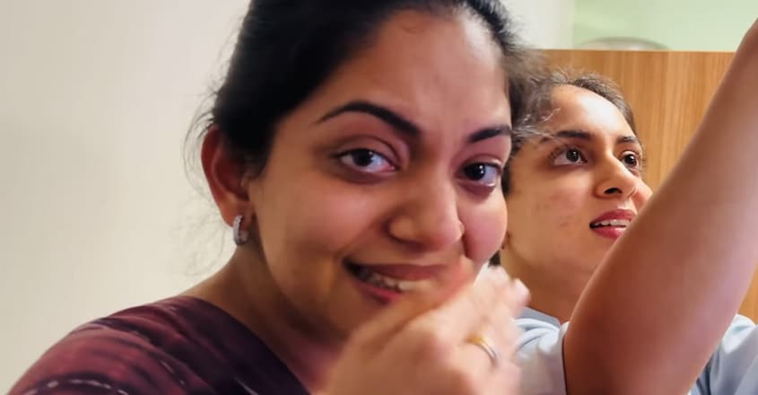 ഞാൻ ആദ്യമായി സന്തോഷം കൊണ്ടു കരഞ്ഞു: ഓമിയെ കയ്യിലെടുത്ത് അഹാന | Ahaana Krishna Neeom | Ahaana ...