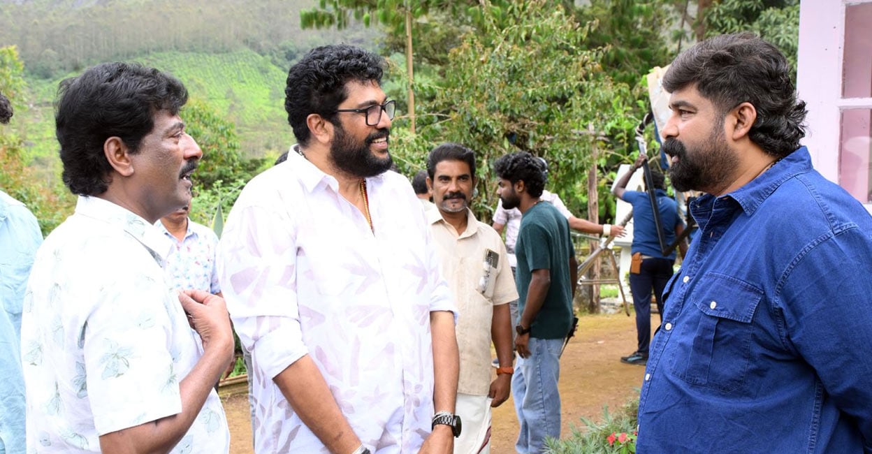 ഷാജി കൈലാസിന്റെ ‘പോളച്ചനായി’ ജോജു ജോർജ്; ‘വരവ്’ ചിത്രീകരണം ...