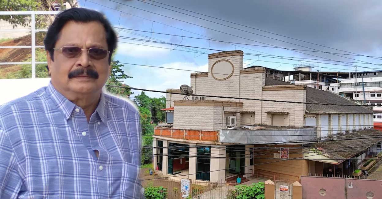 തിയറ്റർ പൊളിക്കുകയാണെന്ന് അറിഞ്ഞപ്പോൾ ഒരു വിങ്ങൽ, എത്ര ഓർമകളാണ് ...