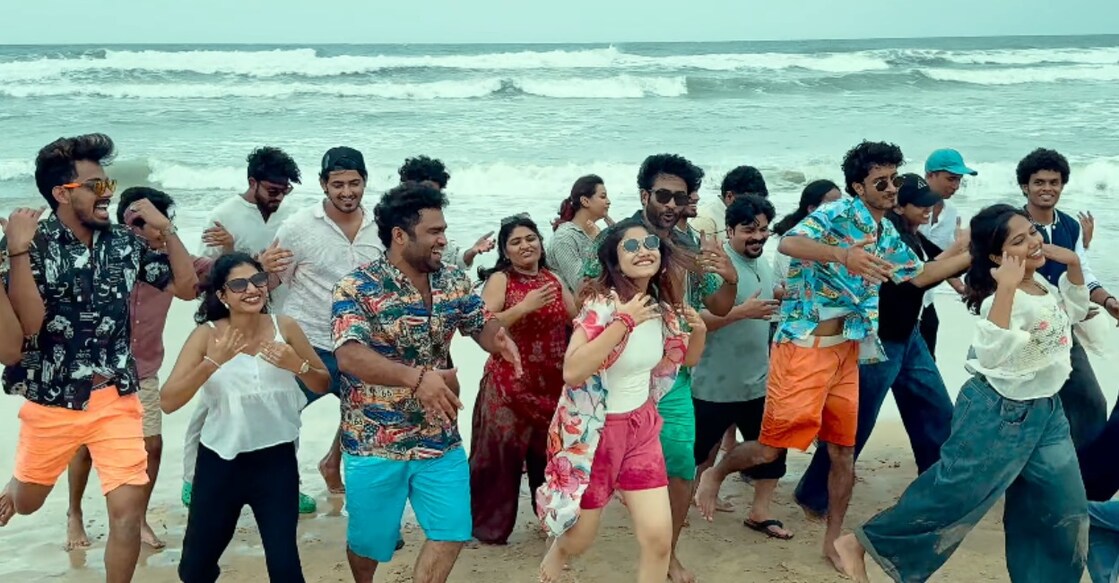ഹനാൻ ഷായുടെ ആലാപനം; ‘ഡർബി’യിലെ ‘ടൂർ സോങ്’ എത്തി | Derby Malayalam movie ...