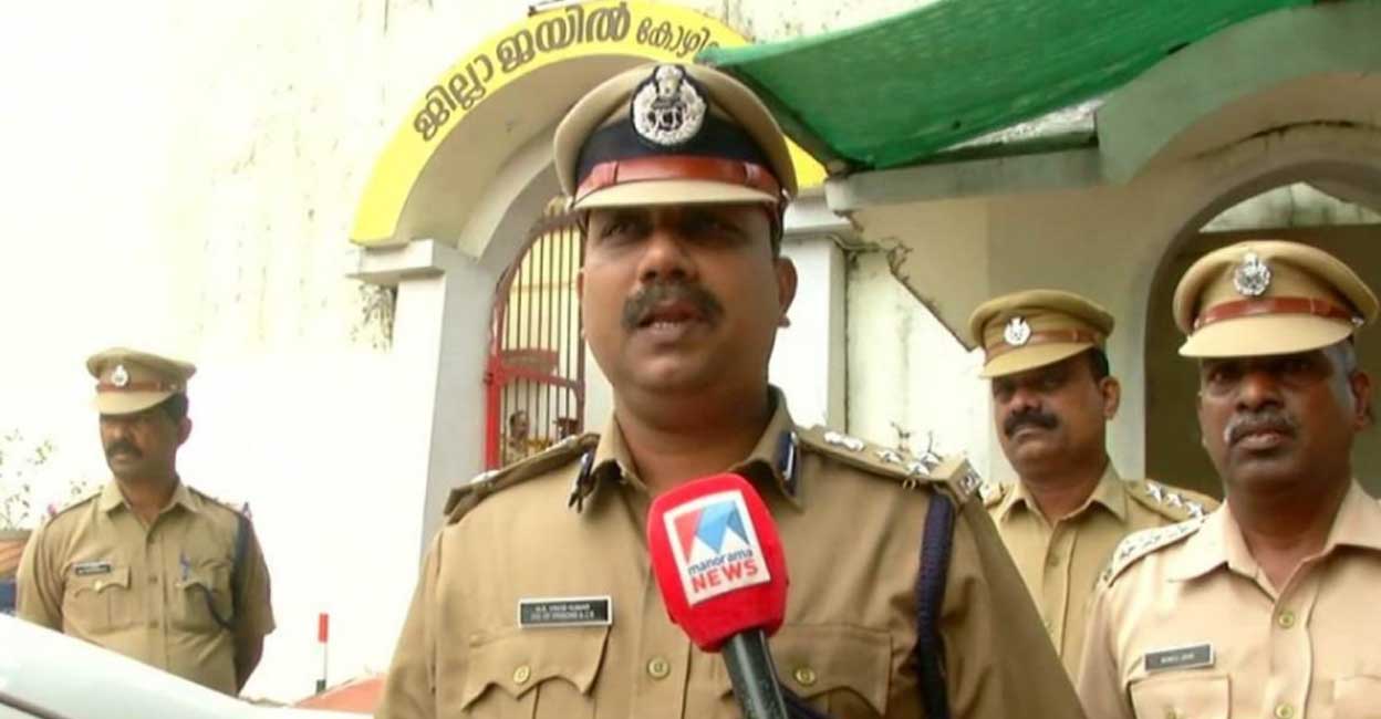 തടവുകാരിൽനിന്ന് കൈക്കൂലി വാങ്ങിയതിന് ജയിൽ ഐജി എം.കെ. വിനോദ് കൂമാറിനെ ...