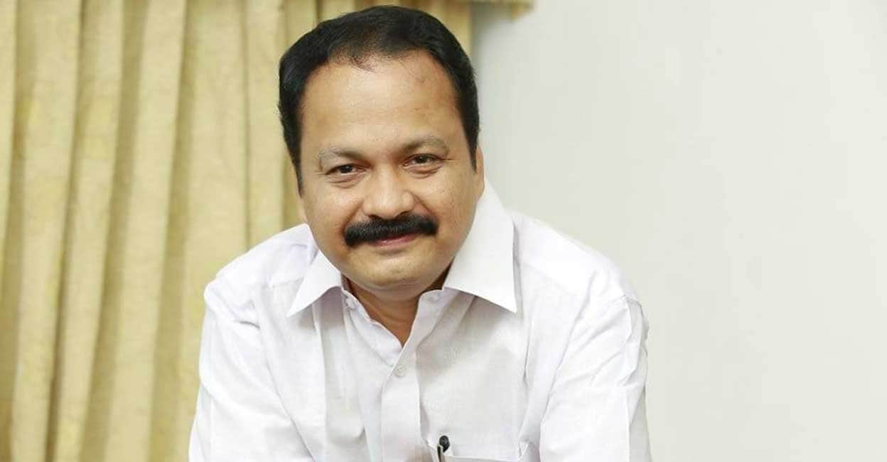 ട്രെയിൻ യാത്രയ്ക്കിടെ ഹൃദയാഘാതം; കേരള കോൺഗ്രസ് നേതാവ് പ്രിൻസ് ലൂക്കോസ് ...