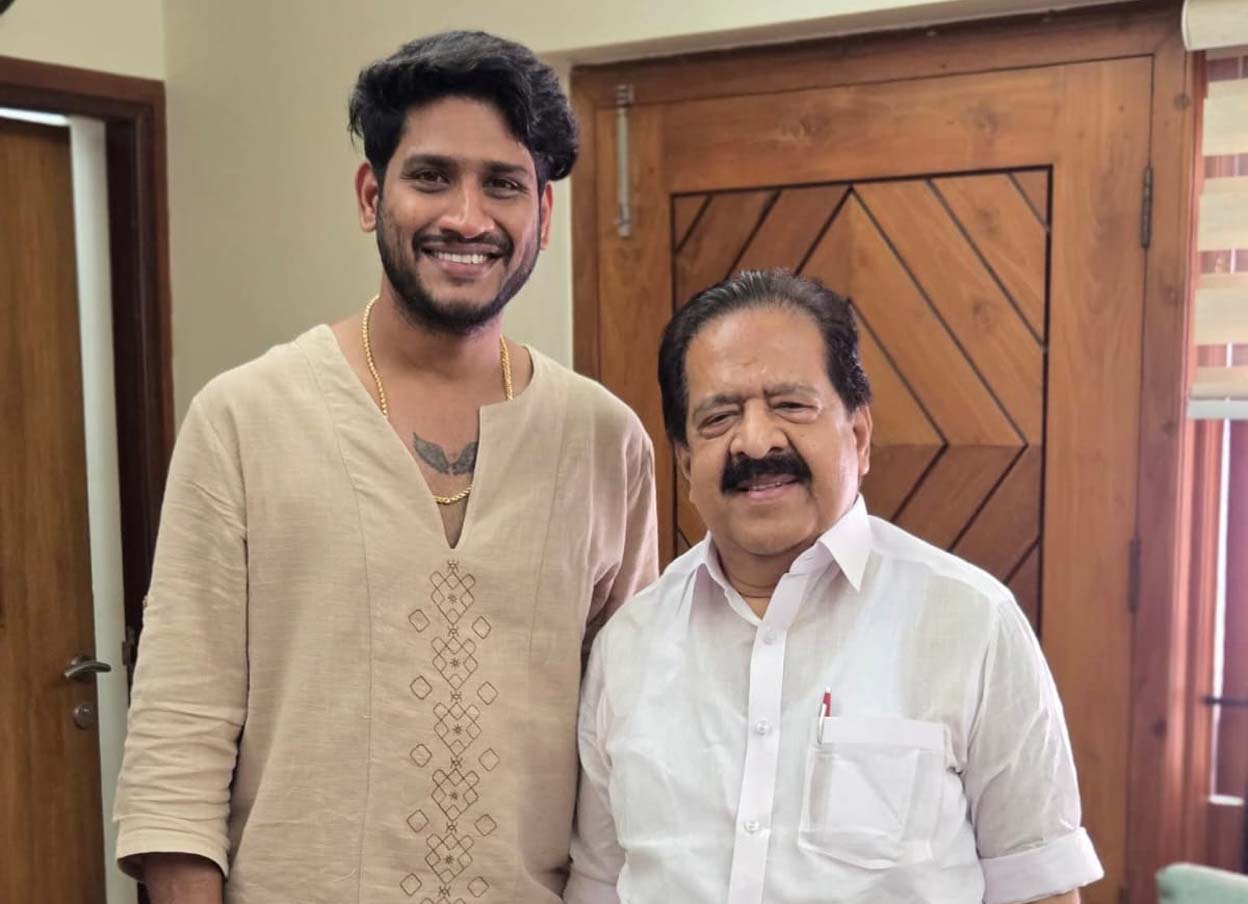 കോൺഗ്രസിൽ സജീവമാകാൻ അഖിൽ മാരാർ | ചെന്നിത്തലയുമായി കൂടിക്കാഴ്ച | Akhil ...