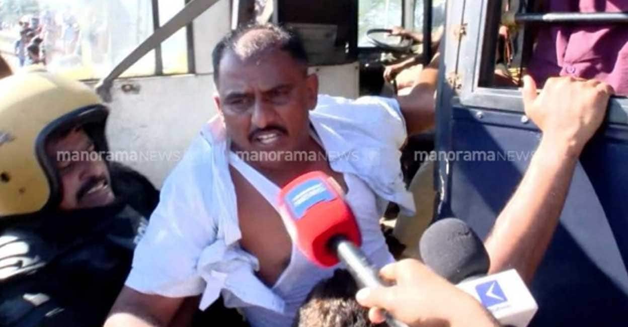 കാസർകോട് കുമ്പള ആരിക്കാടി ടോൾ പ്ലാസയ്ക്കെതിരായ സമരം ശക്തിയാ ...