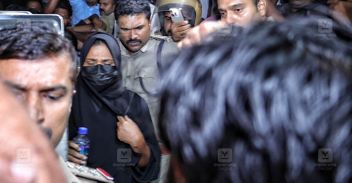 ദീപക്കിന്റെ ആത്മഹത്യ: ഷിംജിത അറസ്റ്റിൽ | മനോരമ ഓൺലൈൻ ന്യൂസ് | Kozhikode ...