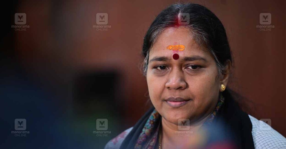 സുരേഷ് ഗോപി ‘പൊന്നു മോനെ’ എന്ന് വിളിച്ചതായാണ് മനസ്സിലാക്കുന്നതെന്ന് ...