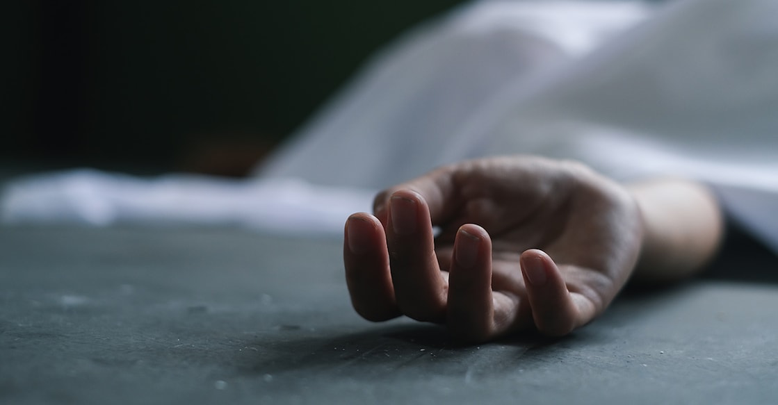 ട്രെയിനിൽ യുവതിയുടെ തലയില്ലാത്ത മൃതദേഹം, പോളിത്തീൻ കവറിൽ കൈകളും ...
