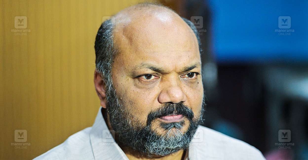 ‘എൽഡിഎഫ് അല്ലാതെ മറ്റാരുണ്ട്’: മുദ്രാവാക്യം പാളി; തുറന്നു സമ്മതിച്ച് പി ...