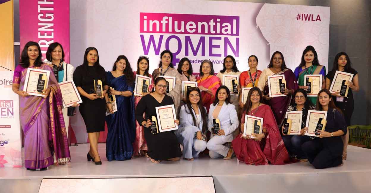 ട്രാവൽ ഇൻ സ്റ്റൈൽ; ഇൻഫ്ലൂവൻഷൽ വുമൺ ഇൻ ലീഡർഷിപ്പ്; അവാർഡ് തിളക്കത്തി ...