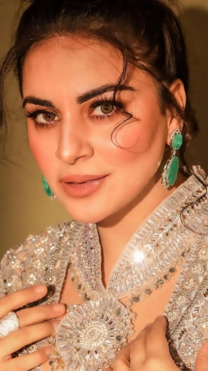 Shraddha Arya