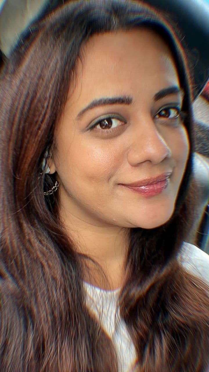 Spruha Joshi