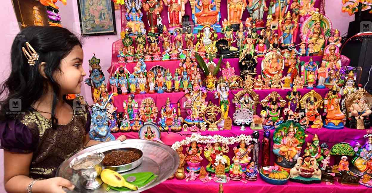 പൂജവയ്പ് എന്ന്? എന്തുകൊണ്ട് രണ്ടഭിപ്രായം? - How to do Pooja Veppu ...
