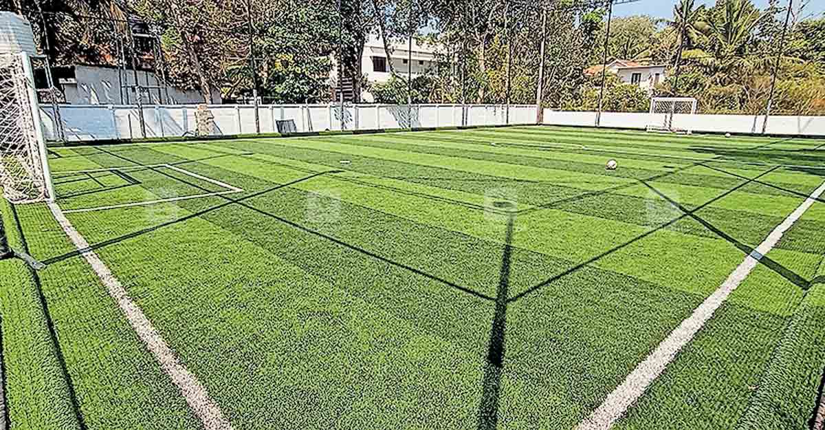 ആവേശം നിറച്ച് സ്വകാര്യ ടർ‍ഫുകളും; നിർമാണം ഫുട്ബോൾ, ക്രിക്കറ്റ് മത്സരങ്ങ ...