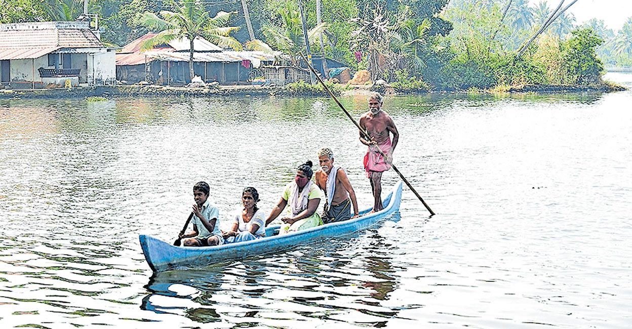 കരകാണാതെ സങ്കടത്തുരുത്തുകൾ