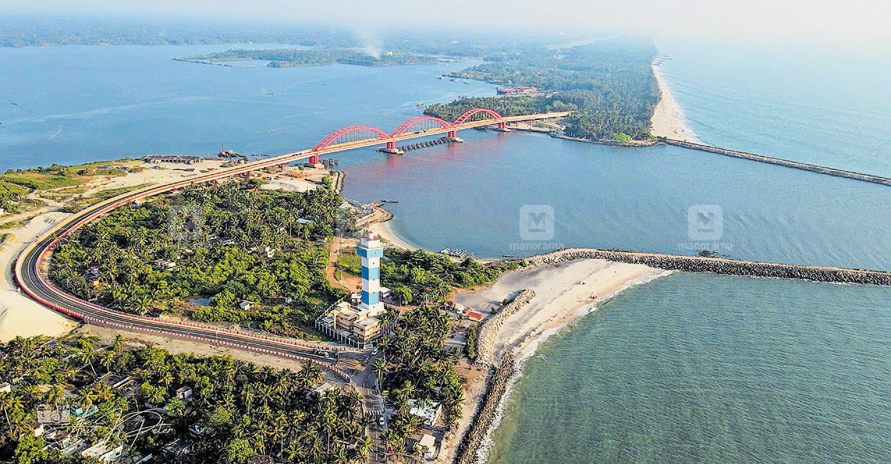 ആലപ്പുഴ – കൊല്ലം ജില്ലകളെ ബന്ധിപ്പിക്കുന്ന വലിയഴീക്കൽ പാലം തുറക്കുന്നു