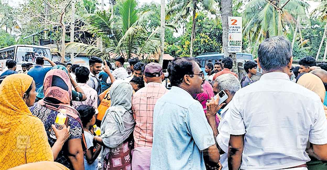 കടലാക്രമണവും കടൽ ഉൾവലിയലും രൂക്ഷം; തീരദേശ ജനത ദുരിതത്തിൽ | Coastal ...