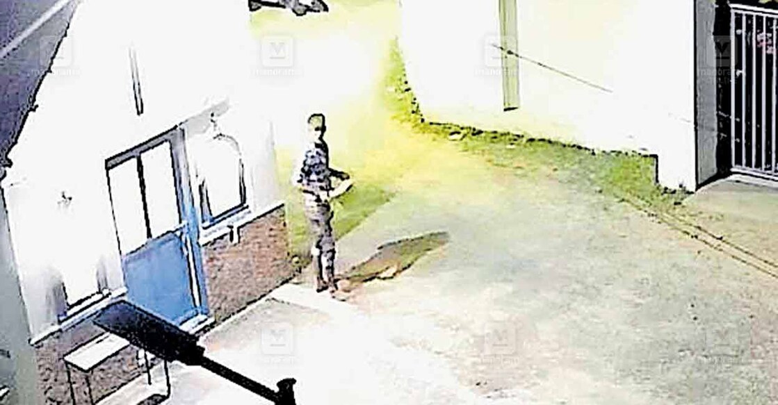 ശനിയാഴ്ച രാത്രി തത്തംപിള്ളിയിൽ: 12 വീടുകളിൽ മോഷണ ശ്രമം | Kuruva gang ...