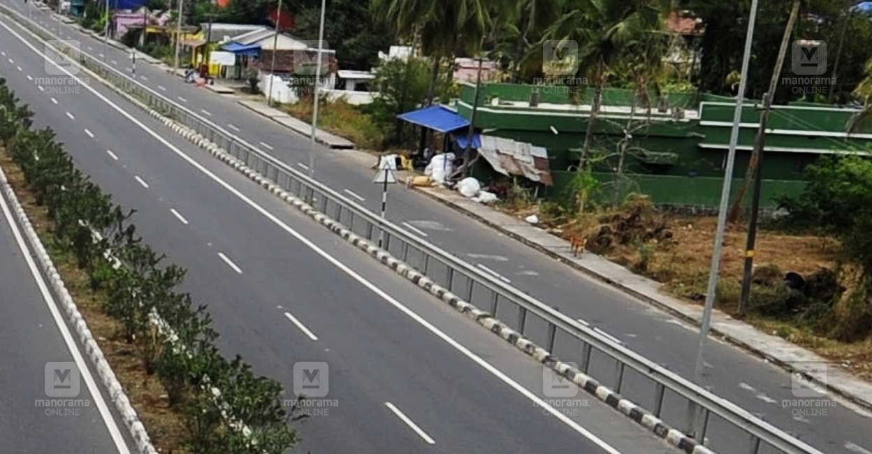 നടാലിൽ നിന്നു ദേശീയപാതയിലേക്കു പ്രവേശനമില്ല; പ്രതിഷേധം ശക്തമാക്കാനൊരുങ്ങി ബസ് ജീവനക്കാ ...