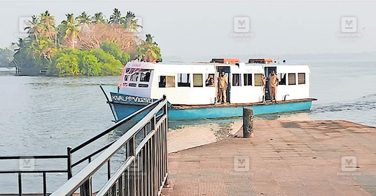 പാണാവള്ളി – തേവര ബോട്ട് സർവീസ് എറണാകുളത്തേക്കു നീട്ടി | Poochakkal ...