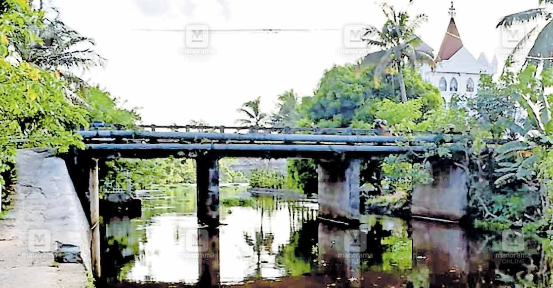 പുനർനിർമാണത്തിന് അനുമതിയായി; ഉയരാൻ ഒരുങ്ങി കെ.സി പാലം | KC bridge ...