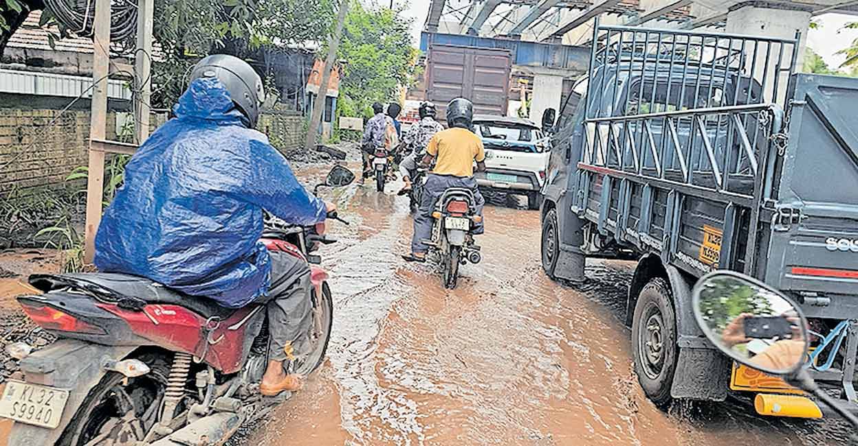 അരൂർ–തുറവൂർ ഉയരപ്പാത നിർമാണം: 20 മിനിറ്റ്കൊണ്ട് പൂർത്തിയാക്കേണ്ട ...