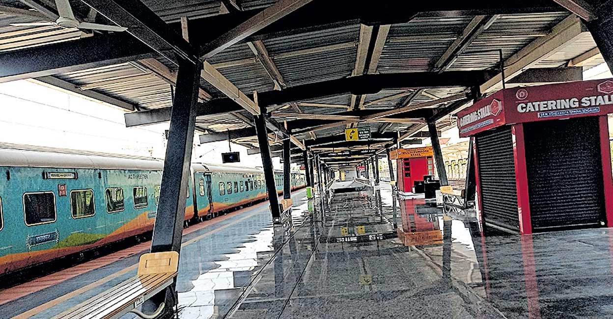 ബയ്യപ്പനഹള്ളി ടെർമിനലിൽ എസ്കലേറ്ററുകളും മറ്റും പണിമുടക്കുന്നു ...