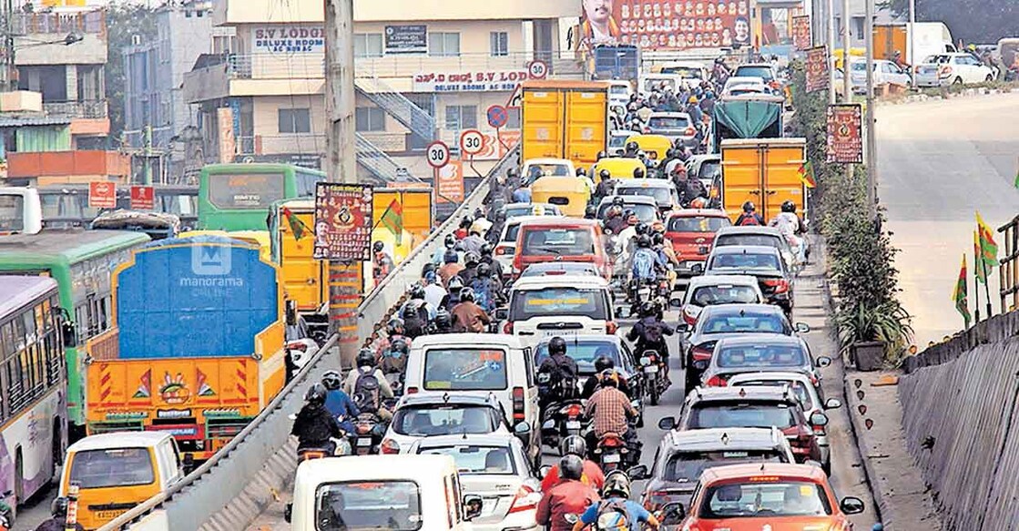 നിർമിതബുദ്ധി അധിഷ്ഠിത ഗതാഗത നിയന്ത്രണവുമായി പൊലീസ്; കുരുക്കില്ലാതെ ...