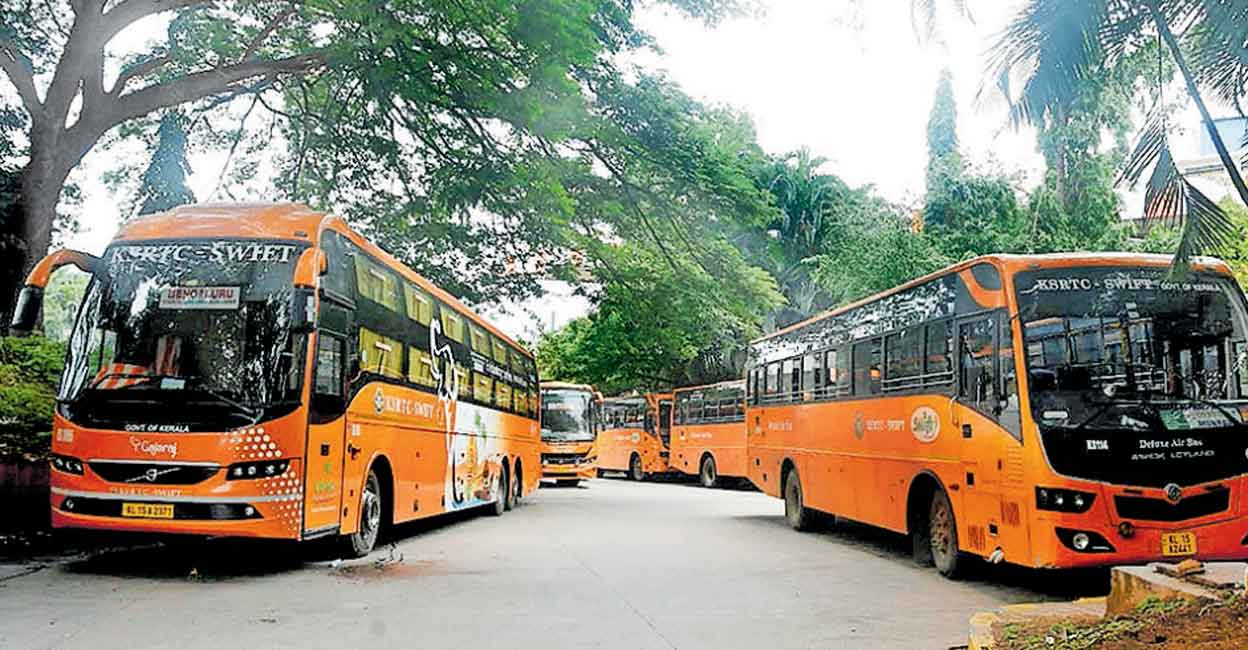 കൂടുതൽ സ്പെഷൽ ബസുകളില്ല; നാടണയാൻ നെട്ടോട്ടം, കണ്ട ഭാവമില്ലാതെ കേരളം ...