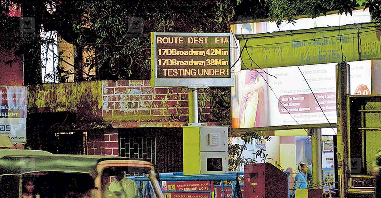 ബസ് എപ്പോൾ വരും?, ബോർഡിലുണ്ട് എല്ലാം: ബസ് സ്റ്റോപ്പുകളിൽ ഡിസ്പ്ലേ ബോർഡ്