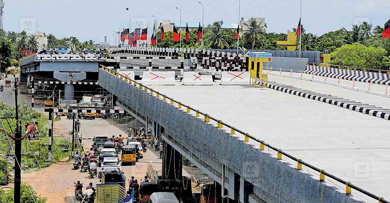 പട്ടാഭിരാം മേൽപാലം ഒരുഭാഗം തുറന്നു; റെഡി, സെറ്റ്, ഗോ! | pattabhiram ...