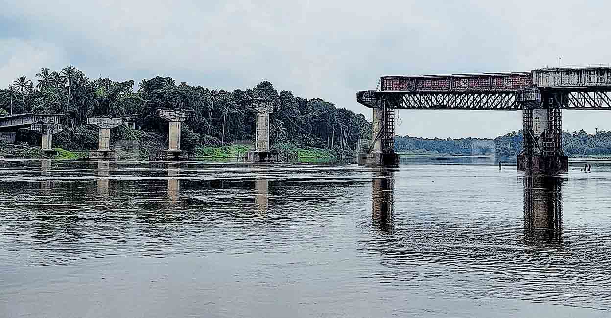 പാറപ്പുറം–വല്ലം കടവ് പാലം നടപടി ഉടനെന്ന് മന്ത്രി റിയാസ്