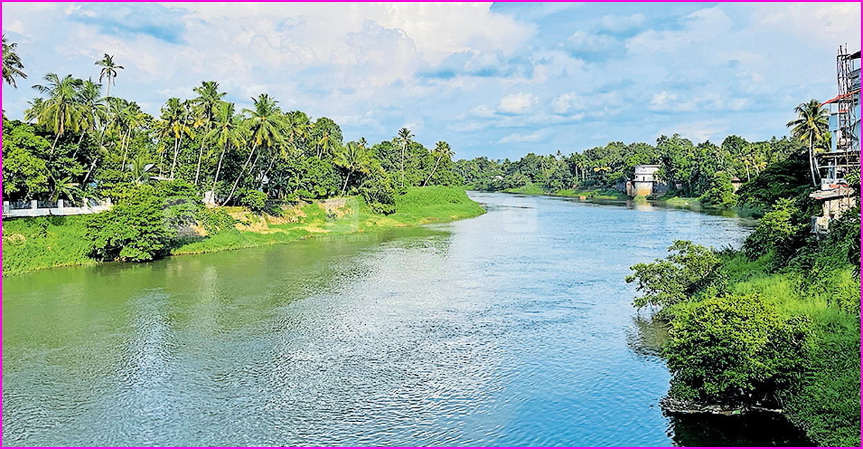 മൂവാറ്റുപുഴയാറിൽ ഉല്ലാസബോട്ട്: പൊതുജനാഭിപ്രായം തേടി നഗരസഭ ചെയർമാൻ