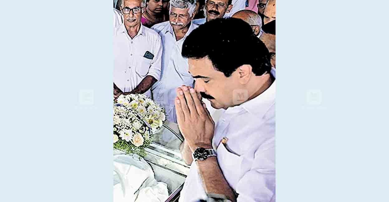 അകാലത്തിൽ പൊലിഞ്ഞ പ്രതിഭകൾക്ക് കേരളത്തിന്റെ അശ്രുപൂജ | Cusat Stampede ...