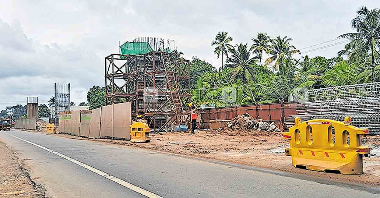 അരൂർ–തുറവൂർ ഉയരപ്പാത: 50 പിയറുകൾക്കായുള്ള പില്ലറുകൾ പൂർത്തിയായി