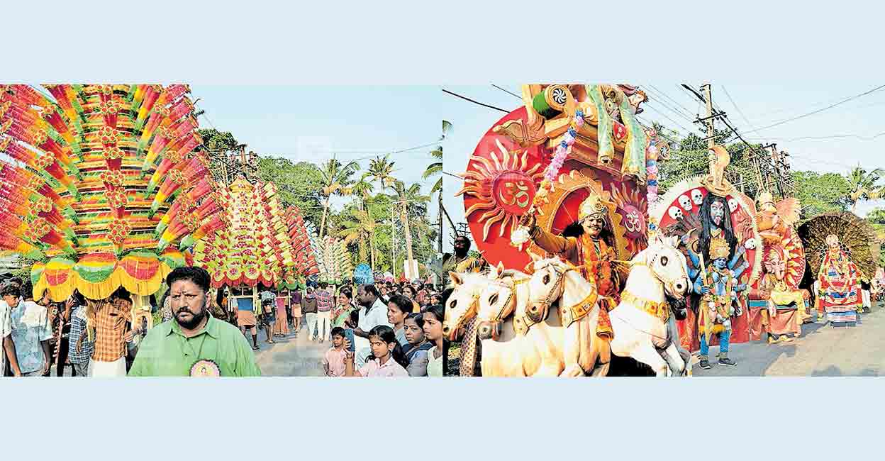 പൂരവിളംബരമായി; ആഘോഷപൂർവം കാവടി ഘോഷയാത്ര