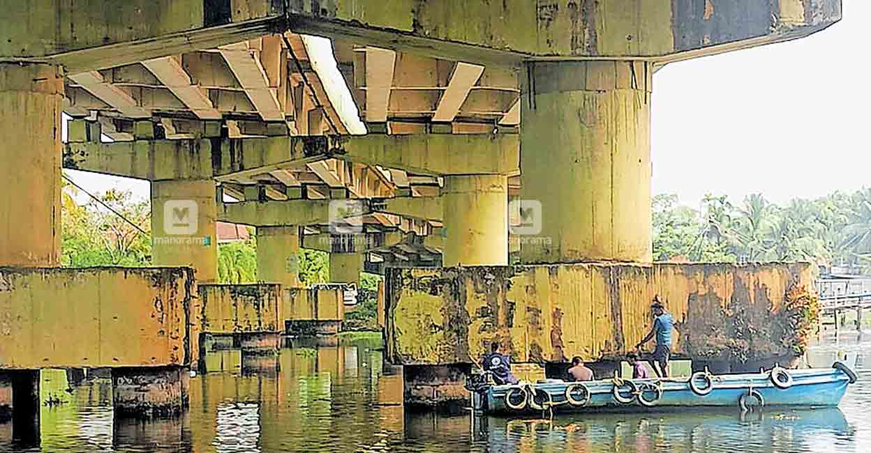 കോതാട്– മൂലമ്പള്ളി പാലം: 4 തൂണുകളുടെ പണി ഉടൻ വേണം; മറ്റു പാലങ്ങളും ...