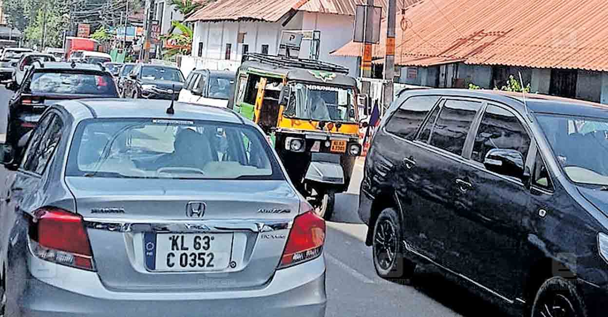 എന്തുകൊണ്ട് ഇവിടെ മാത്രം ഇല്ല? ദേശീയപാതയിൽ ഫ്ലൈഓവർ ഇല്ലാത്തത് ...