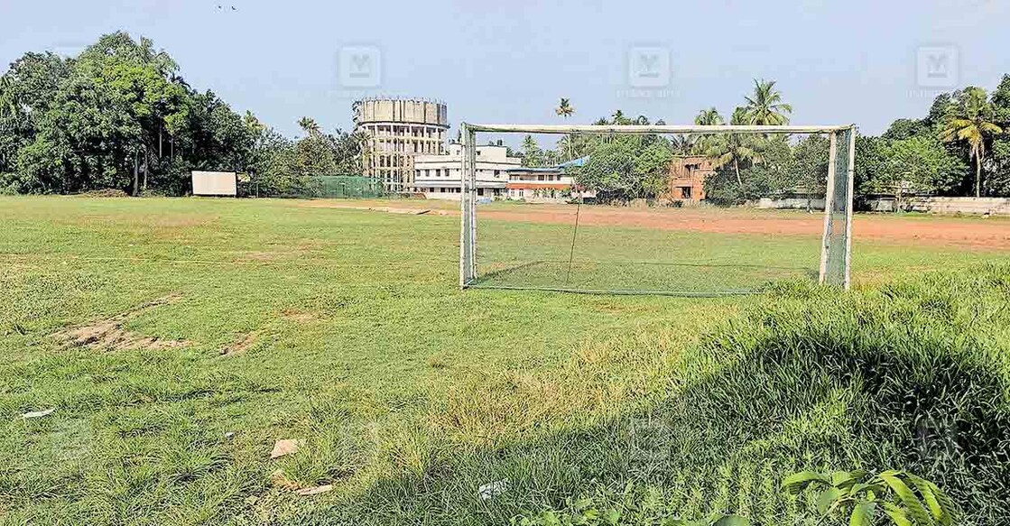 പറവൂരിന് വേണം മികച്ച കളിക്കളം; മുനിസിപ്പൽ സ്റ്റേഡിയം നവീകരണം വൈകുന്നു ...