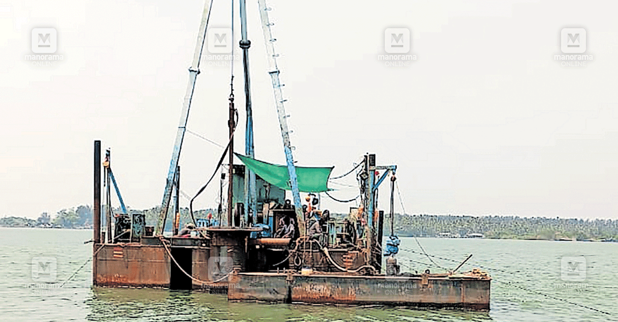 മുനമ്പം–അഴീക്കോട് പാലം അടുത്തവർഷം; 16 തൂണുകളുടെ പൈലിങ് പൂർത്തിയായി ...