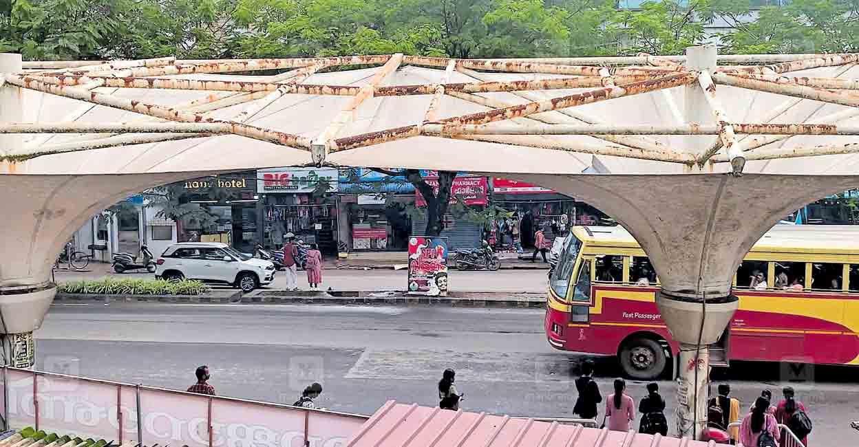 കച്ചേരിത്താഴം ബസ് കാത്തിരിപ്പ് കേന്ദ്രത്തിന് ഫണ്ട് പാസായി ...