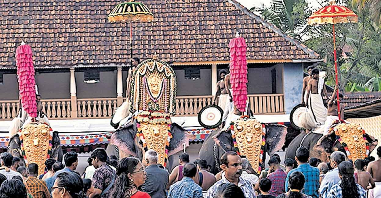 തൃപ്പൂണിത്തുറ ഉത്രം ഉത്സവം സംഗീതമയം | Thrippunithura Uthram festival ...