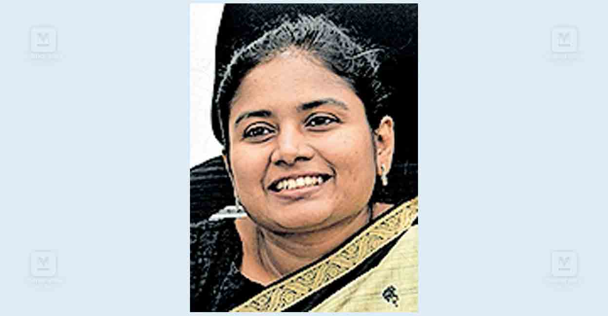 വന്നതു ബ്രഹ്മപുരം തീ കെടുത്താൻ; കൊളുത്തിയത് വികസനത്തിന്റെ തീ ...