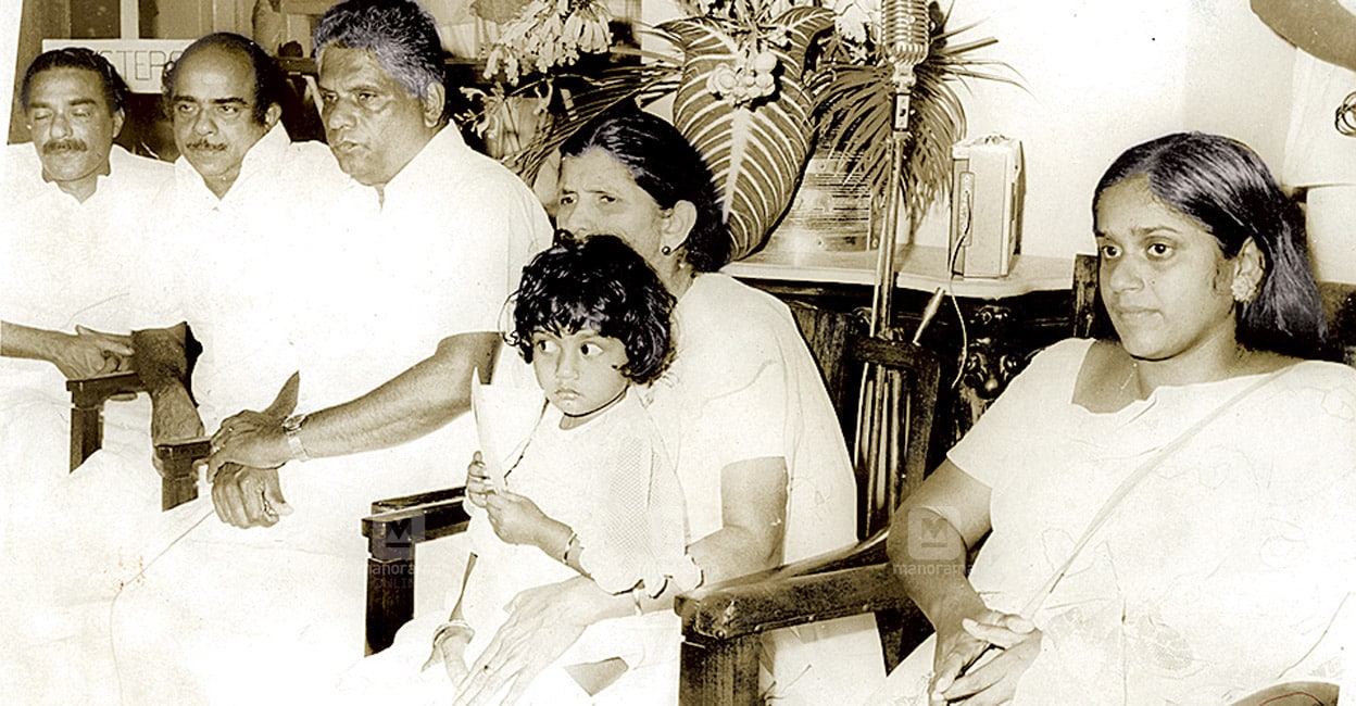 ശാന്തമായി.. എല്ലാത്തിനുമൊപ്പം; പിജെയുടെ ഹോം മിനിസ്റ്റർ